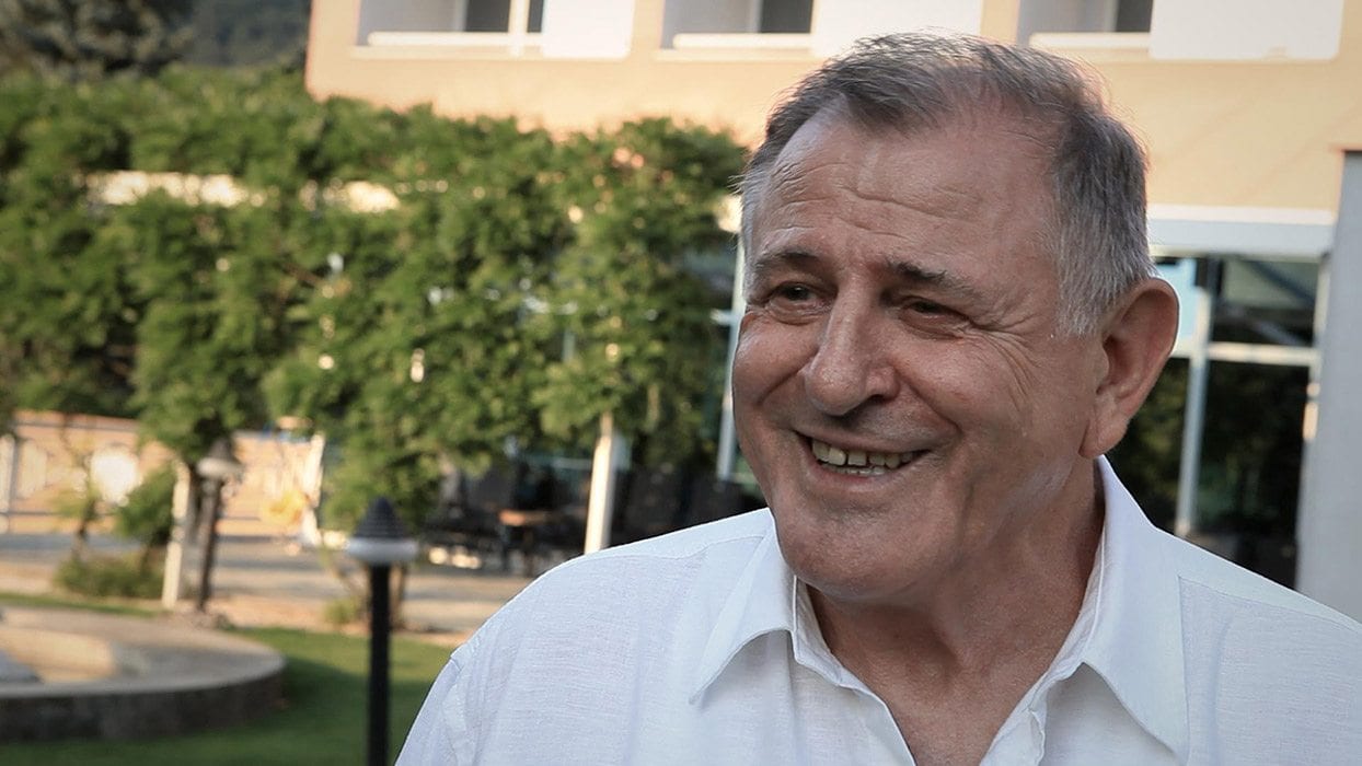 Recenze: Mečiar | Červenýkoberec.cz